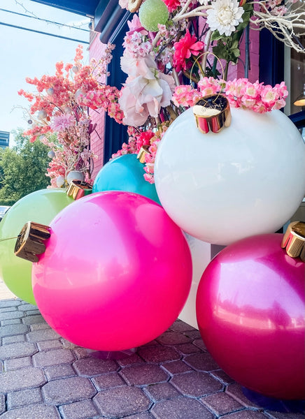 Pink Holiball – The Bugs Ear